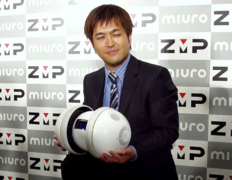 노래 부르고 춤추는 자율 이동 뮤직로봇「miuro」 - ZDNet korea