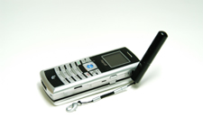 내 휴대폰은 TV와 통화중! 위성DMB폰「삼성전자 애니콜 SCH-B100」 - ZDNet korea